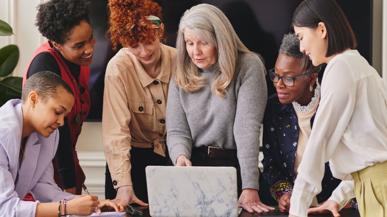 Women's Leadership Development [Crafting Success ]